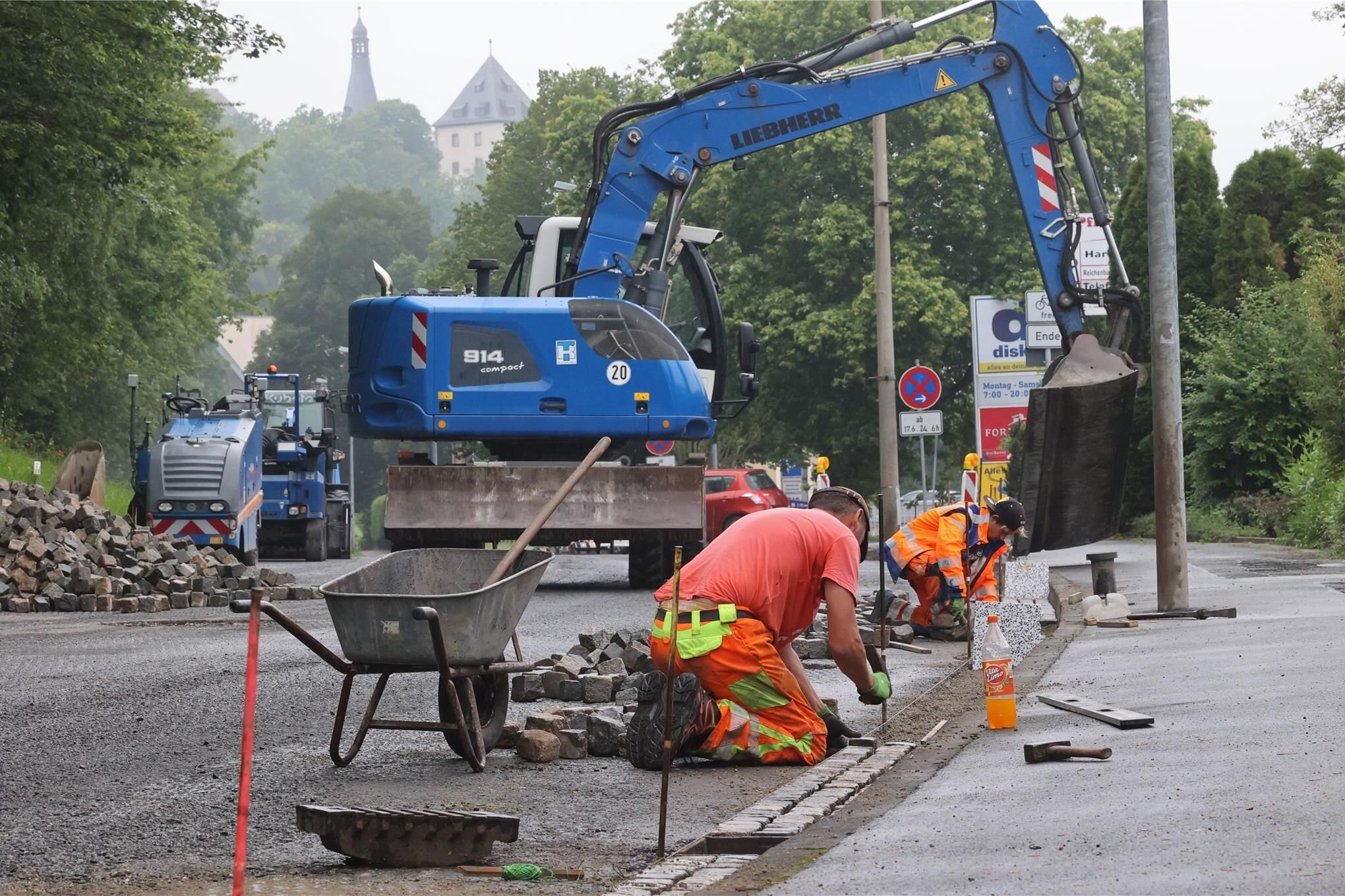 Mylau: HTR erneuert Fahrbahn auf Reichenbacher Straße