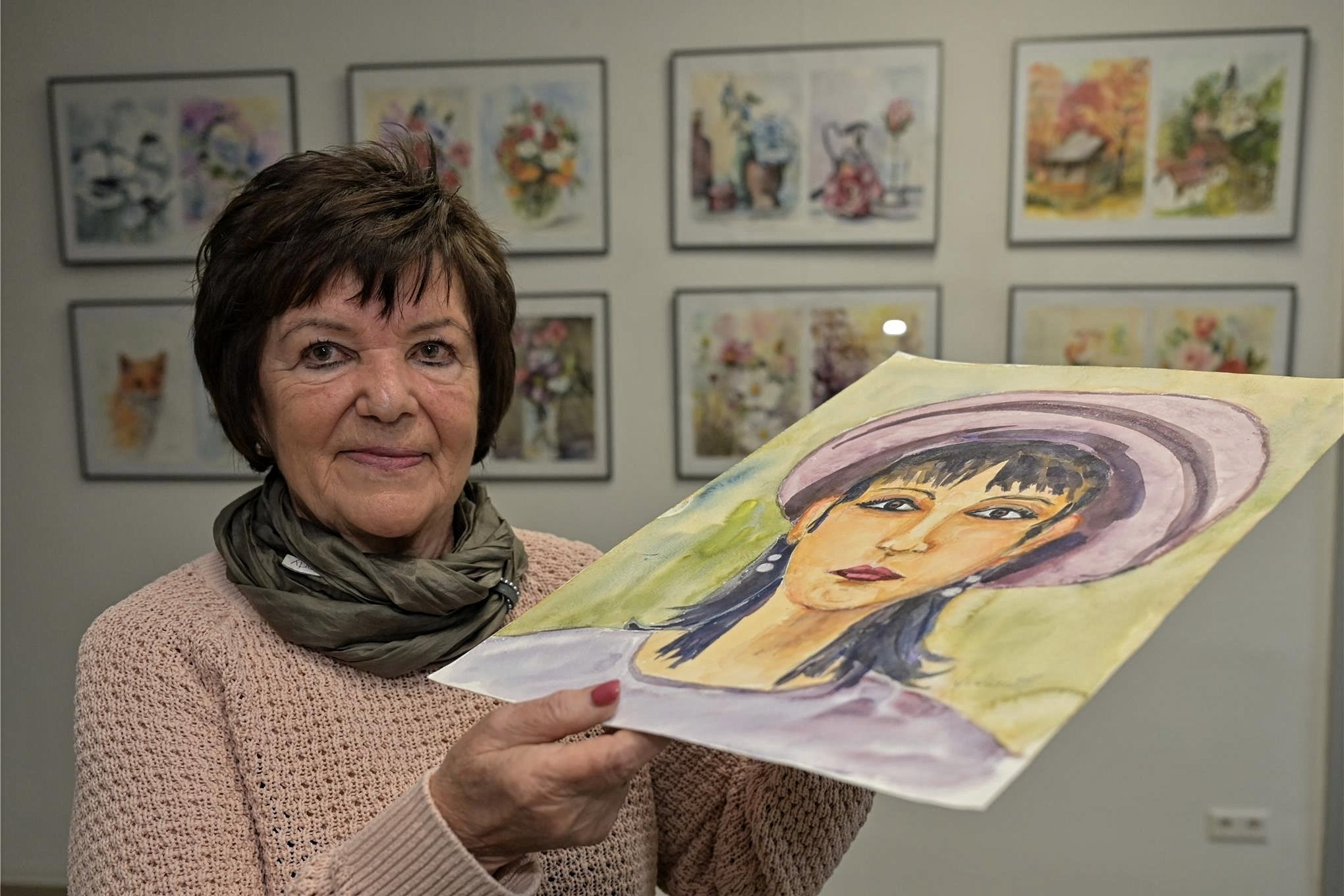 80-Jährige will‘s wissen: Künstlerin wagt erste eigene Ausstellung im ...