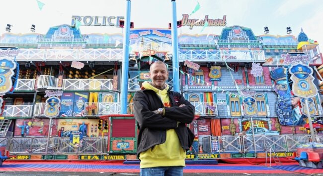 Auf dem Rummel geht es zu wie bei der Polizei