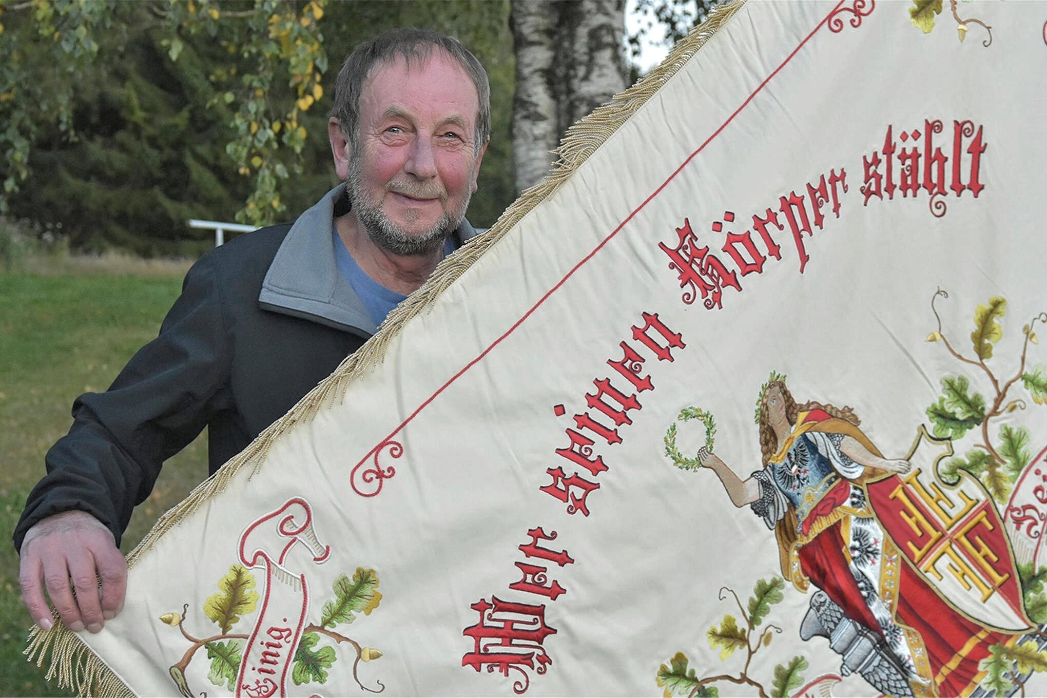 „Auf unseren Wolfgang ist immer Verlass“: Bürgerpreis Muldenhammer für ...