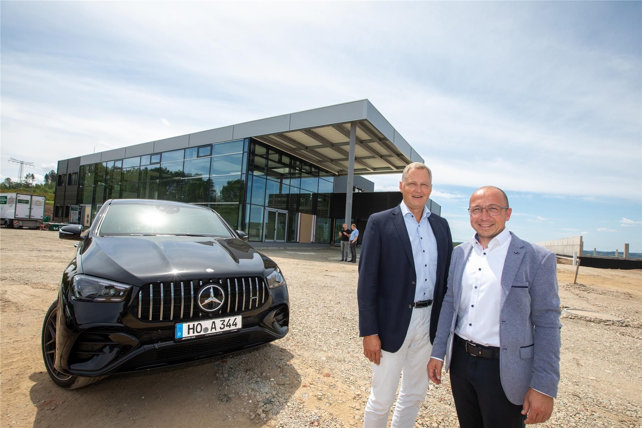 Autohaus-Neubau in Plauen: „Wenn Sie aufgegeben hätten, hätte es uns ...