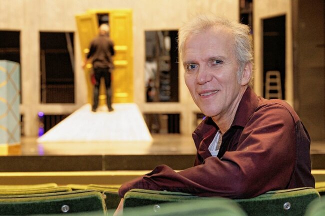 Bekannter Name, markante Stimme: Daniel Minetti spielt im Erzgebirge ...