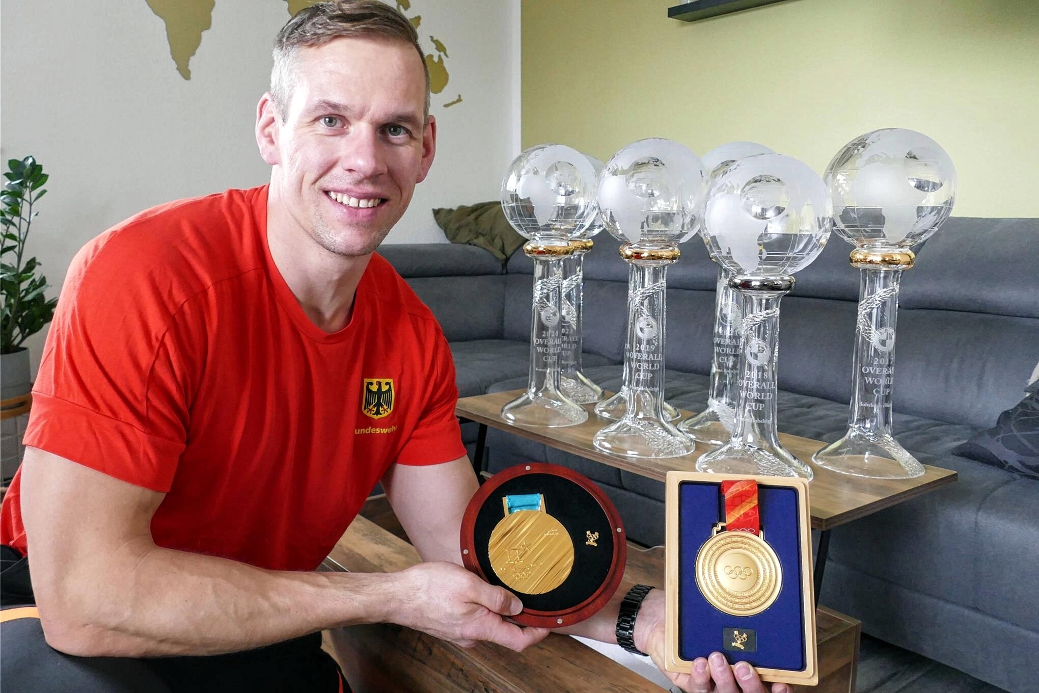 Bitteres Ende einer schillernden Karriere: Bob-Anschieber Candy Bauer bei der WM nur Zuschauer