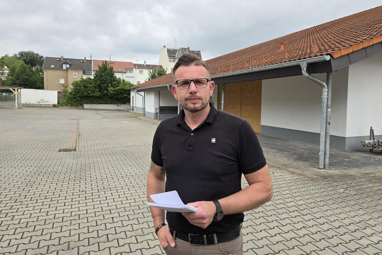 Crimmitschau: Baumarkt-Chef rechnet täglich mit etwa 300 Hobby-Handwerkern