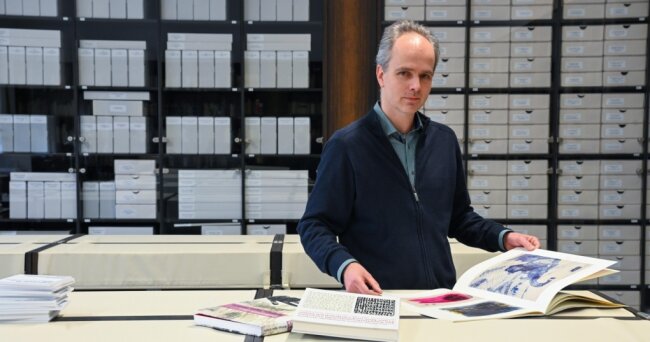 Der neue Hüter des Carlfriedrich-Claus-Archivs