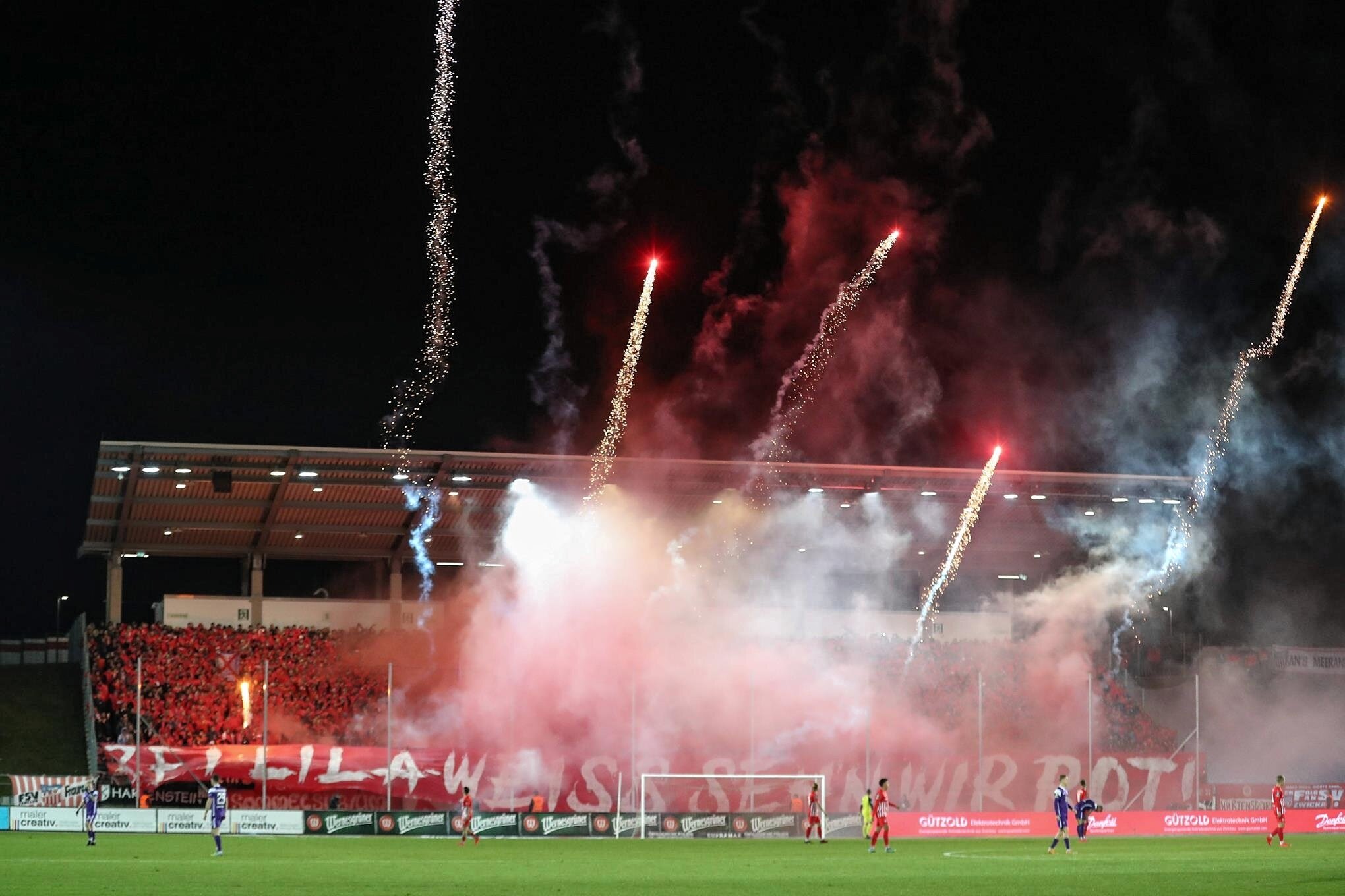 DFB bestraft Vorfälle im Drittliga-Derby: FSV Zwickau muss 72.000 Euro ...