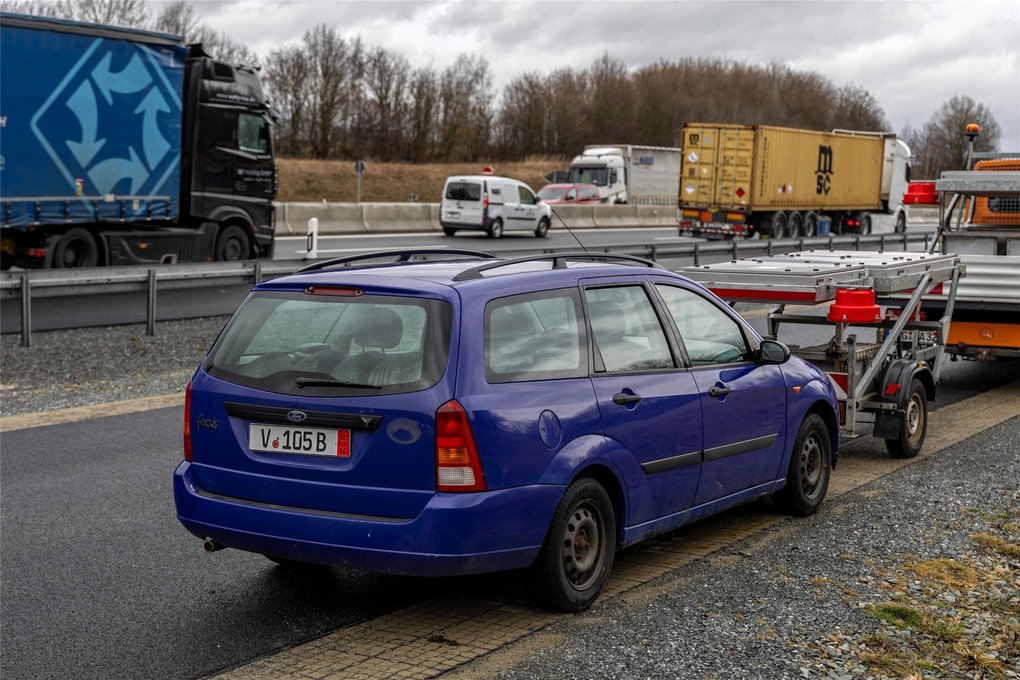 Die Geschichte hinter dem verlassenen Pkw an der Autobahn 72 im Vogtland
