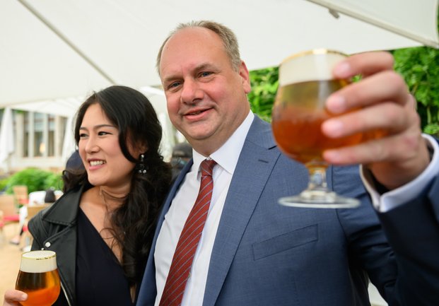 Dresdner OB-Wahl: Dirk Hilbert verteidigt den Chefsessel
