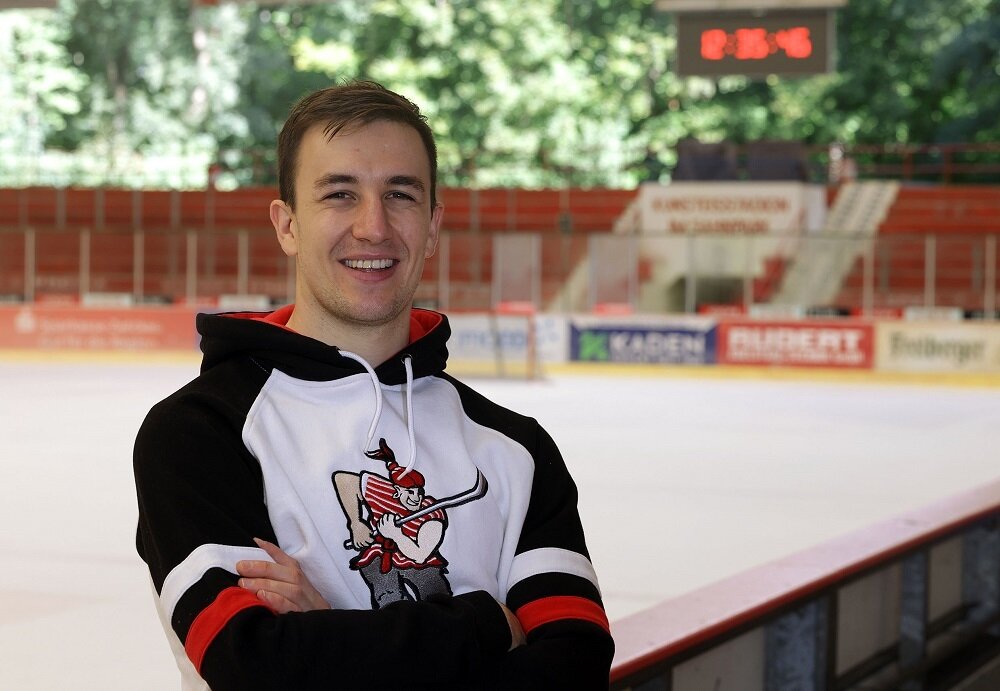 Eispiraten: Warum sich Verteidiger Yannick Hänggi mit Verspätung über sein Premieren-Tor freut