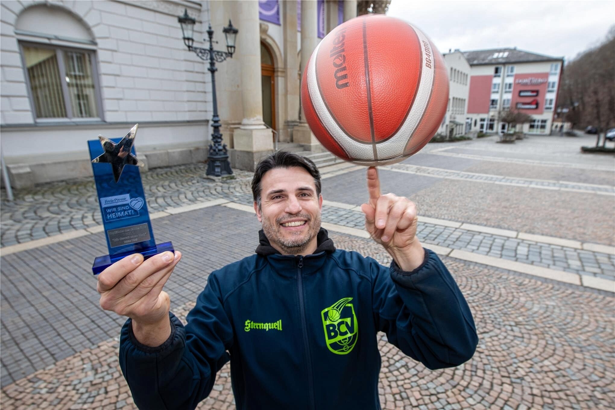 Er ist der Vogtländer der Jahres 2023: Warum sich Basketballer Tobias Thoß für junge Menschen ...