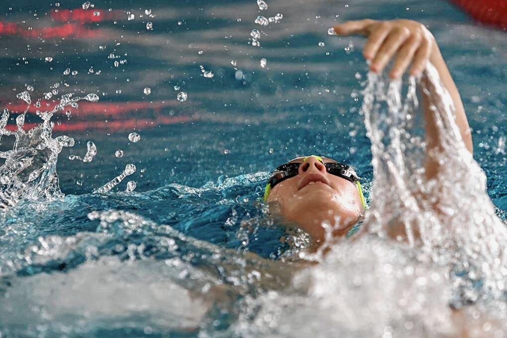 Erzgebirgsspiele: Vorentscheid der Schwimmer mündet in Medaillenflut