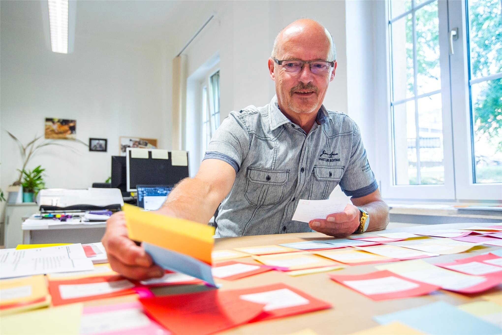 Festumzug zum Tag der Sachsen: Dieser Mann bringt Aues Geschichte auf die Straße