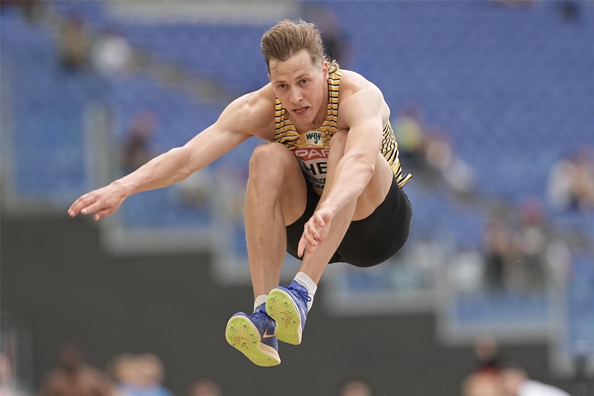 Finale: Chemnitzer Dreisprungass Max Heß macht kurzen Prozess