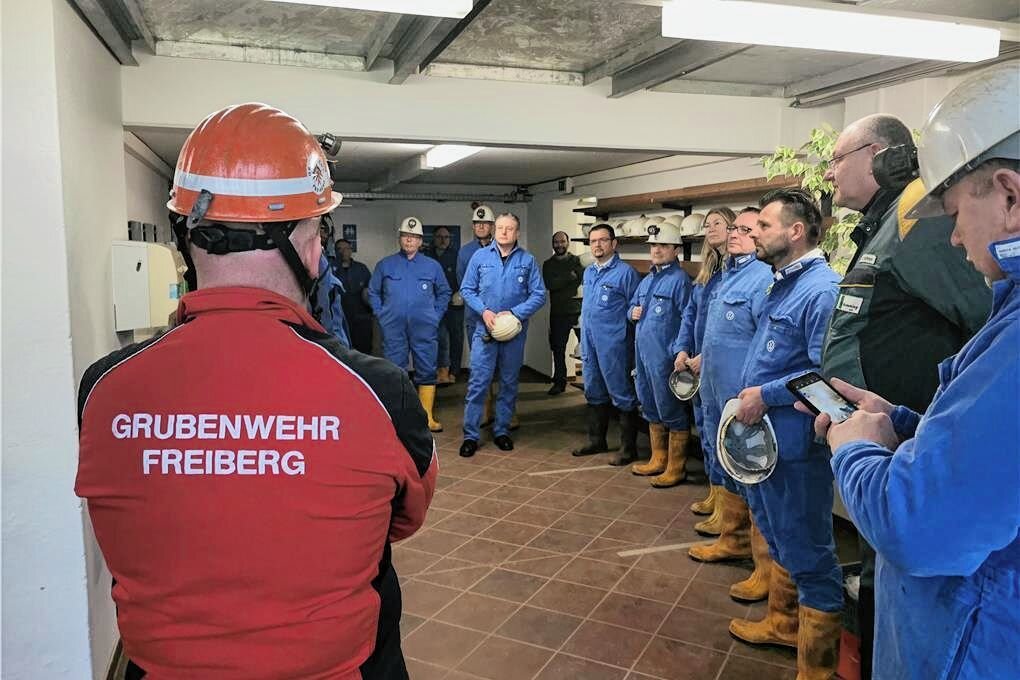 Freiberg: Gemeindewehrleiter fahren bei Symposium in Reiche Zeche ein