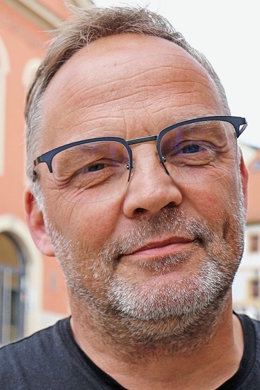 Freibergs Landrat Dirk Neubauer will künftig E-Auto fahren