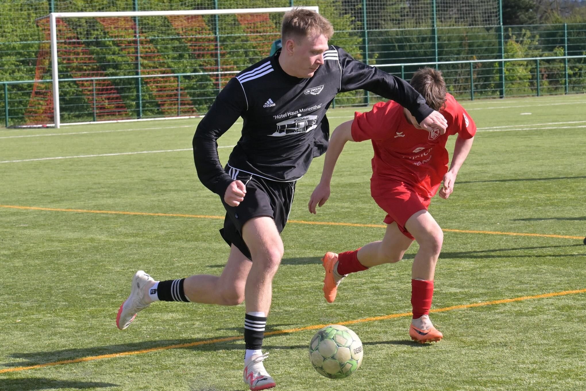 Fußball-Landesklasse West: ESV Lok Zwickau dampft weiter Richtung ...