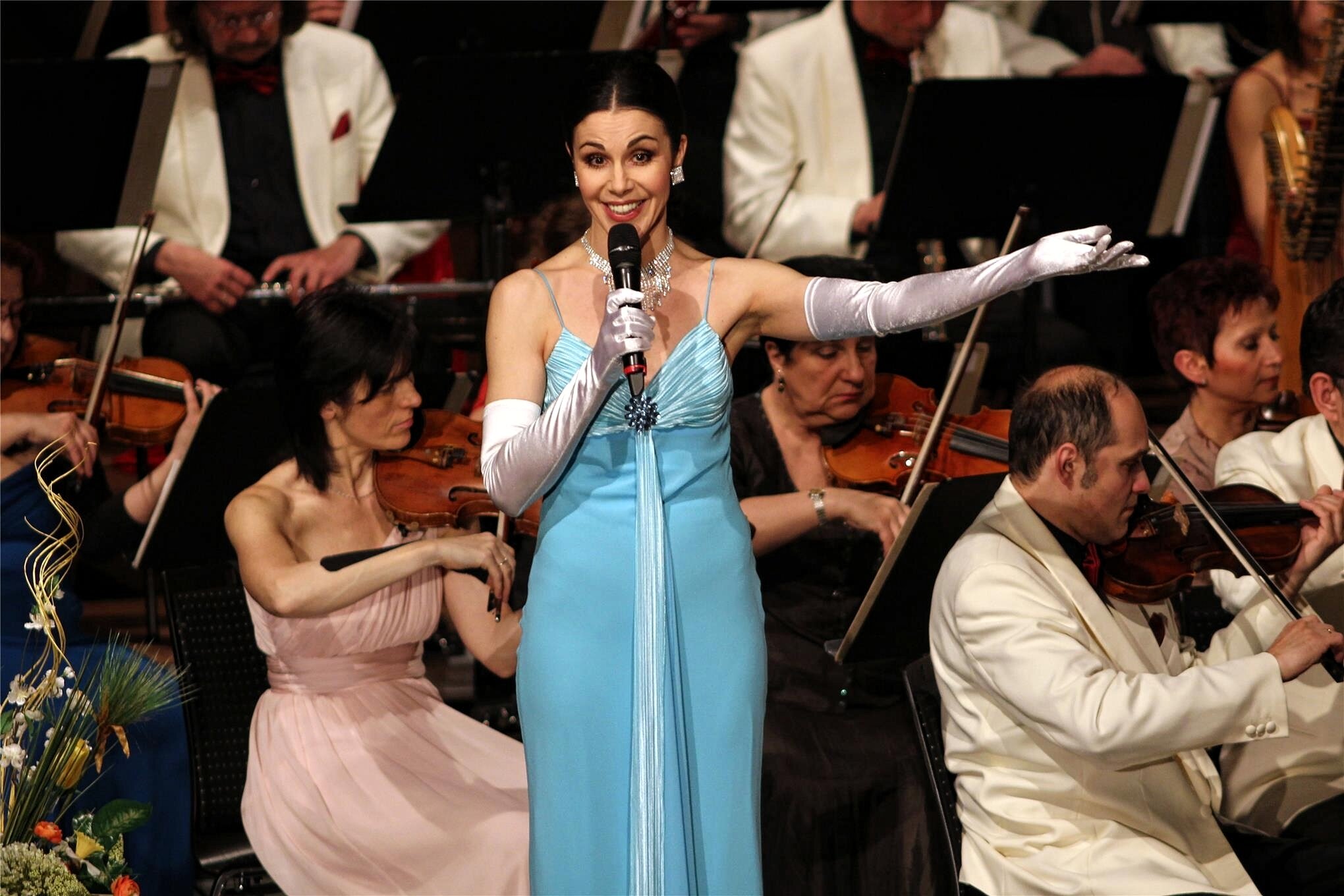 Galakonzert mit Katrin Weber, Hochzeitsmesse und erste Lachnacht: Das ist am Wochenende im ...