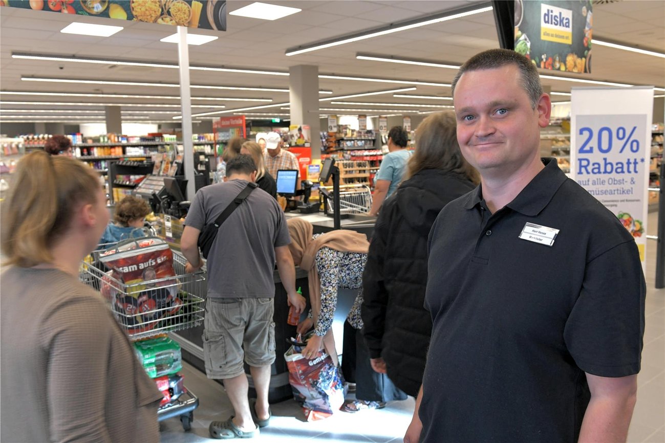 Großer Andrang in neuem Einkaufsmarkt in Gerberpassage Freiberg
