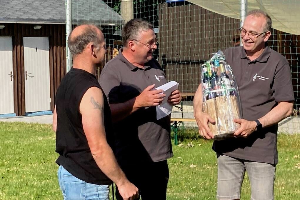 Julius-Mosen-Chor Marieney ehrt seinen Leiter Ralf Fengler für 35 Jahre Mitgliedschaft