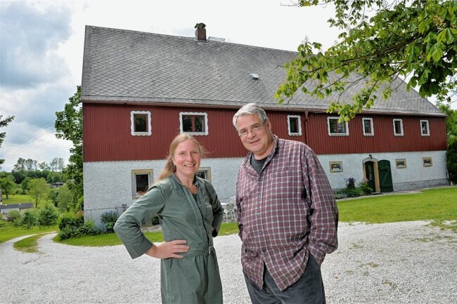Kastanienhoftheater Reichenau: Leuchtkäfer erhellen in neuer Spielzeit ...
