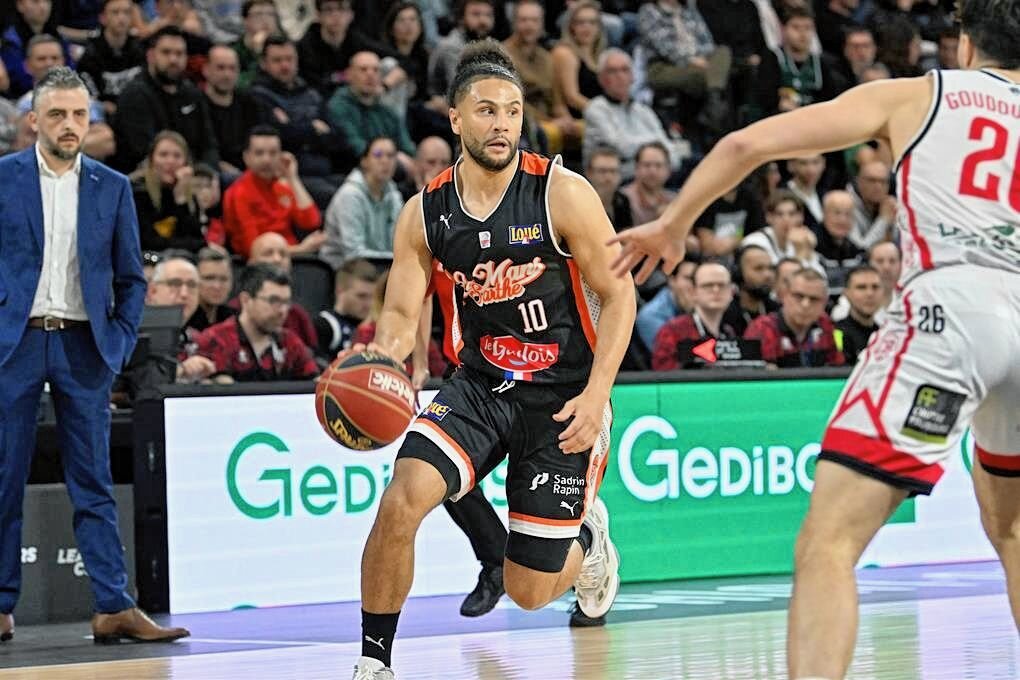 Kaza Kajami-Keane als Neuzugang Nummer drei: Kader der Niners Chemnitz ...