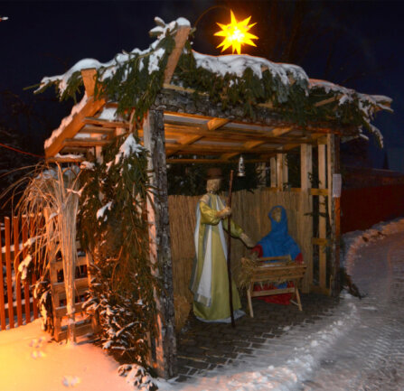 Maria und Josef bereichern Krippe in Neustadt