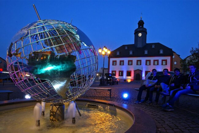 Meerane: Chronisten lassen 850 Jahre Stadtgeschichte Revue passieren