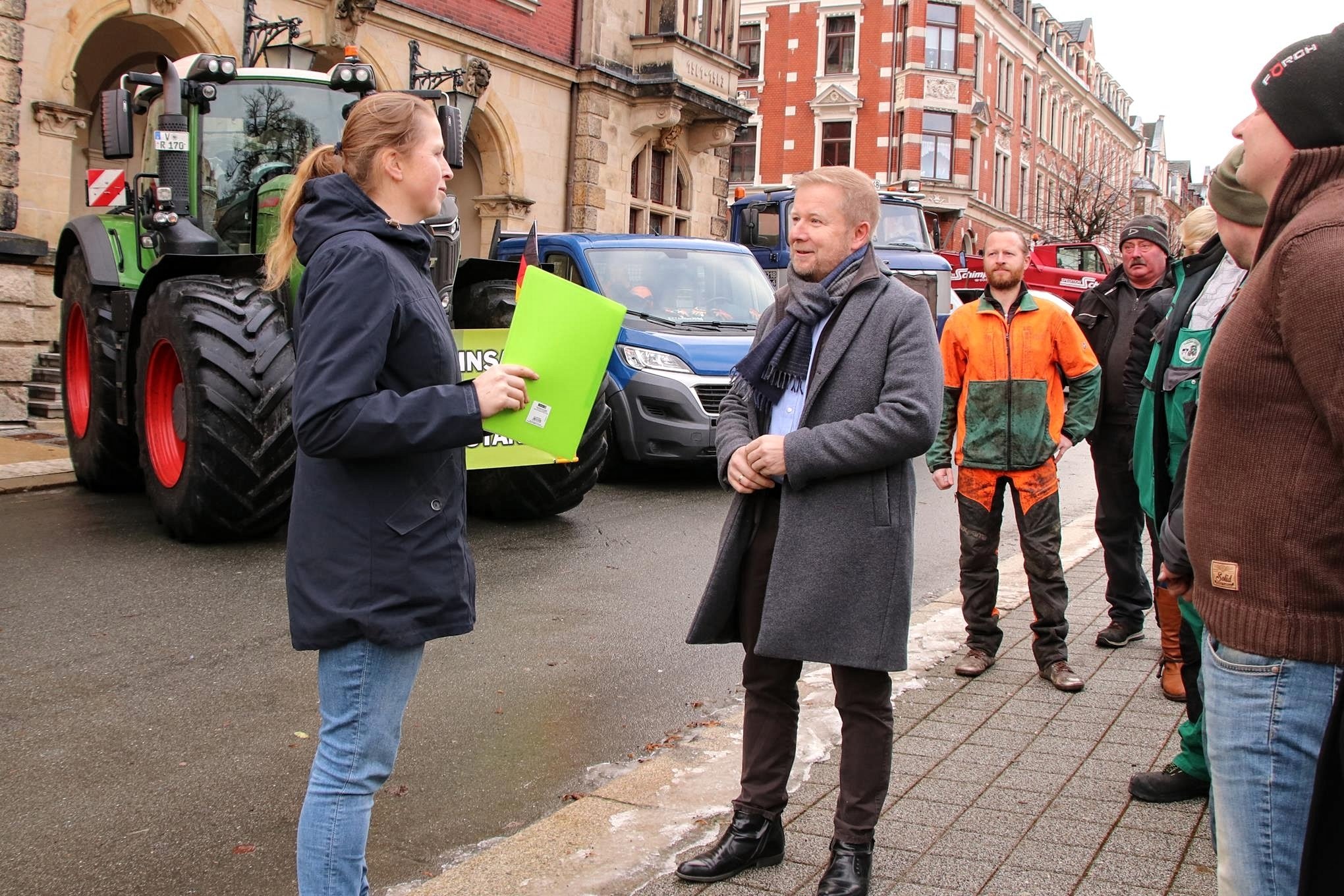 Nach Bauernprotesten im Vogtland: Demonstranten wollen Bürgermeister ...