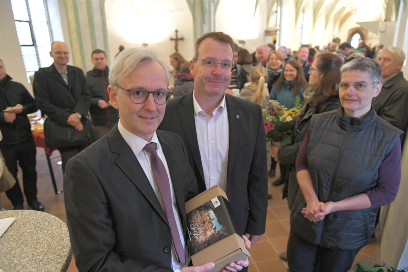 Neuer Dompfarrer in Freiberg prangert unbarmherzigen Umgang mit ...