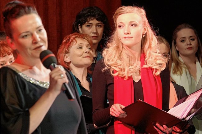 Neuzugang am Theater Plauen-Zwickau: Warum Liza Steinbock mit ...