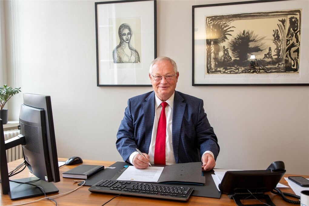 Noch-Bürgermeister von Frankenberg fragt: Warum nicht eine Frau im Rathaus?