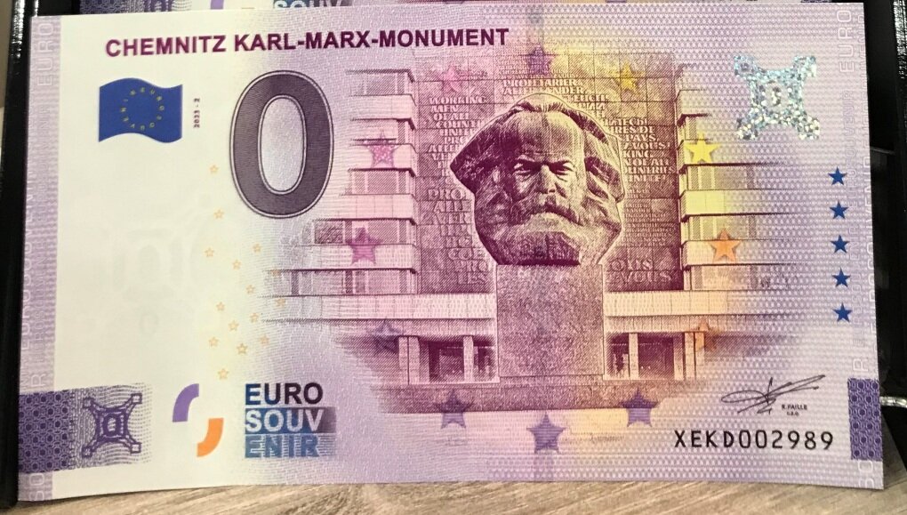 Null-Euro-Scheine mit Karl Marx: Das neueste Chemnitzer Souvenir