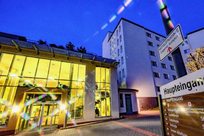 Paracelsus-Klinik Reichenbach: Der Letzte macht das Licht aus - Chronik ...