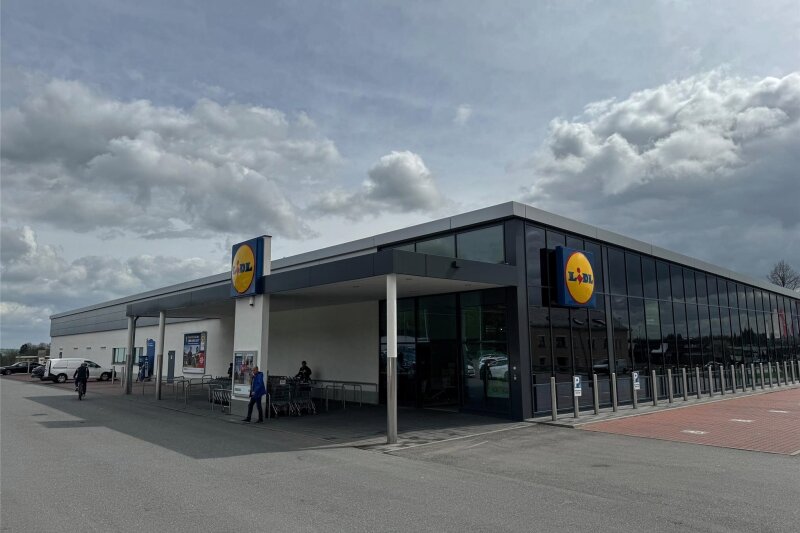 Parallel zum SEK-Einsatz in Meerane: Ladendieb zückt im Lidl-Markt ein Messer