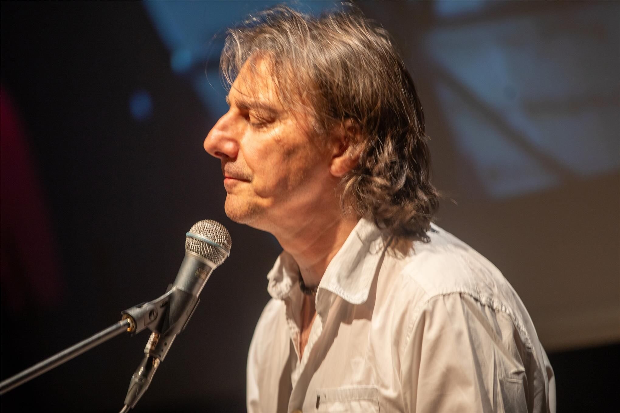 Pippo Pollina in Plauen: „Kommunismus ist in Italien wie Tortellini und ...