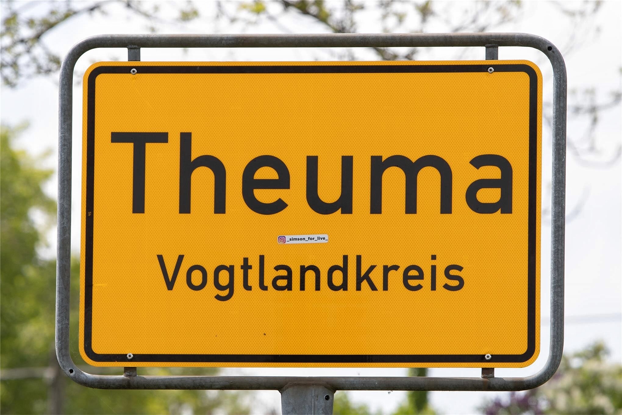 Pyramidenanschieben am Samstag in Theuma