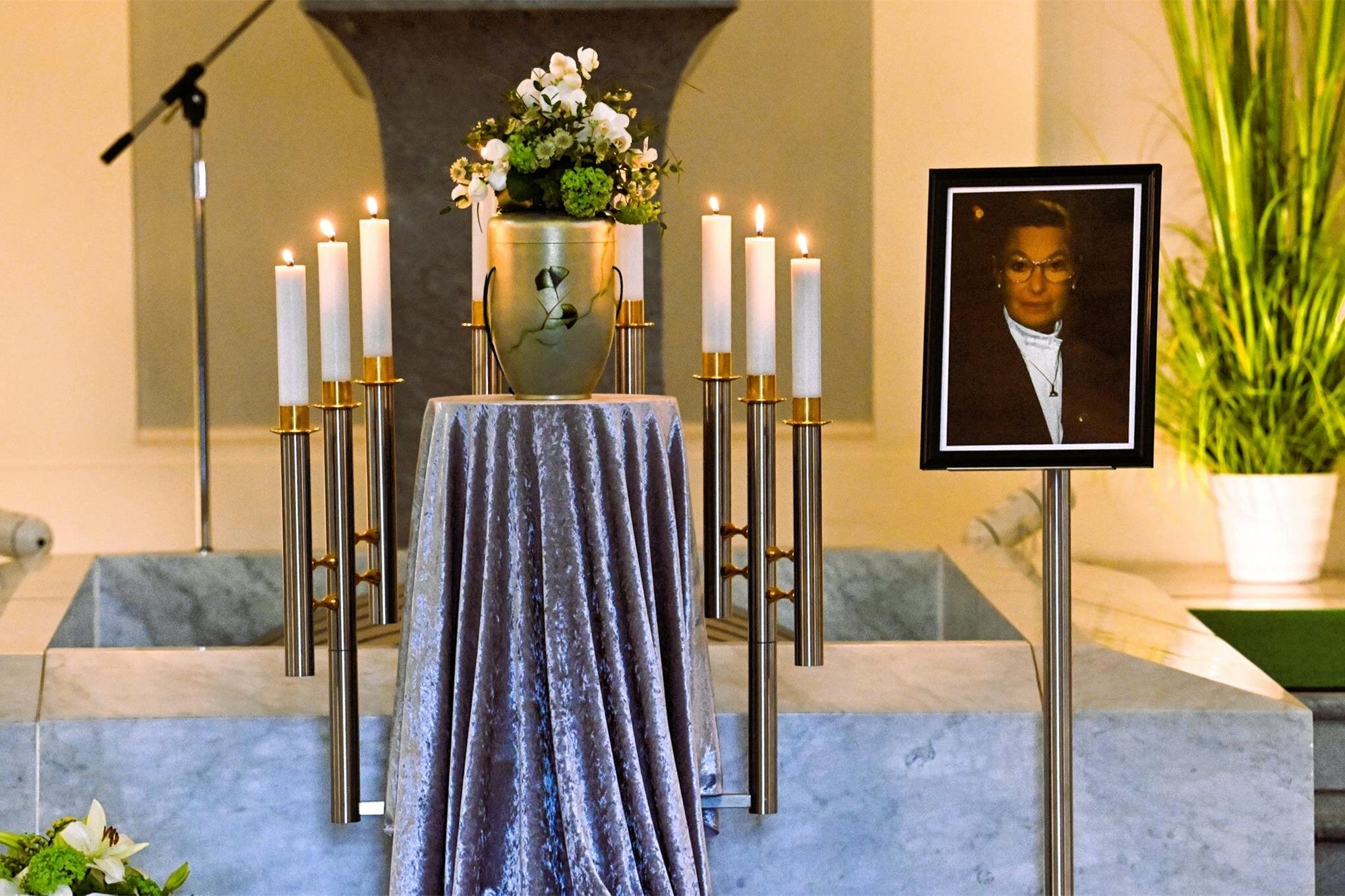 „Rücken gerade, Brust raus – und keine Bange“: Der bewegende Abschied ...