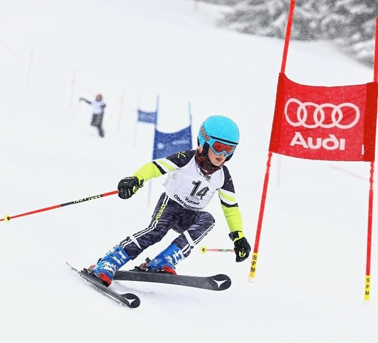 Ski-Asse fahren aufs Podest