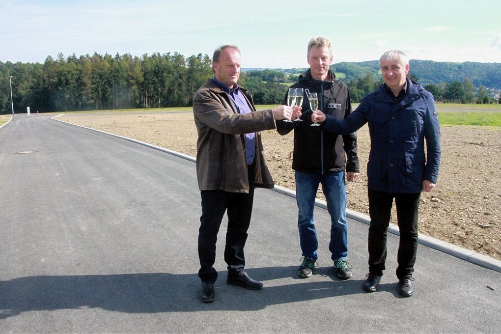 Stadt Elsterberg bietet Häuslebauern jetzt voll erschlossene ...