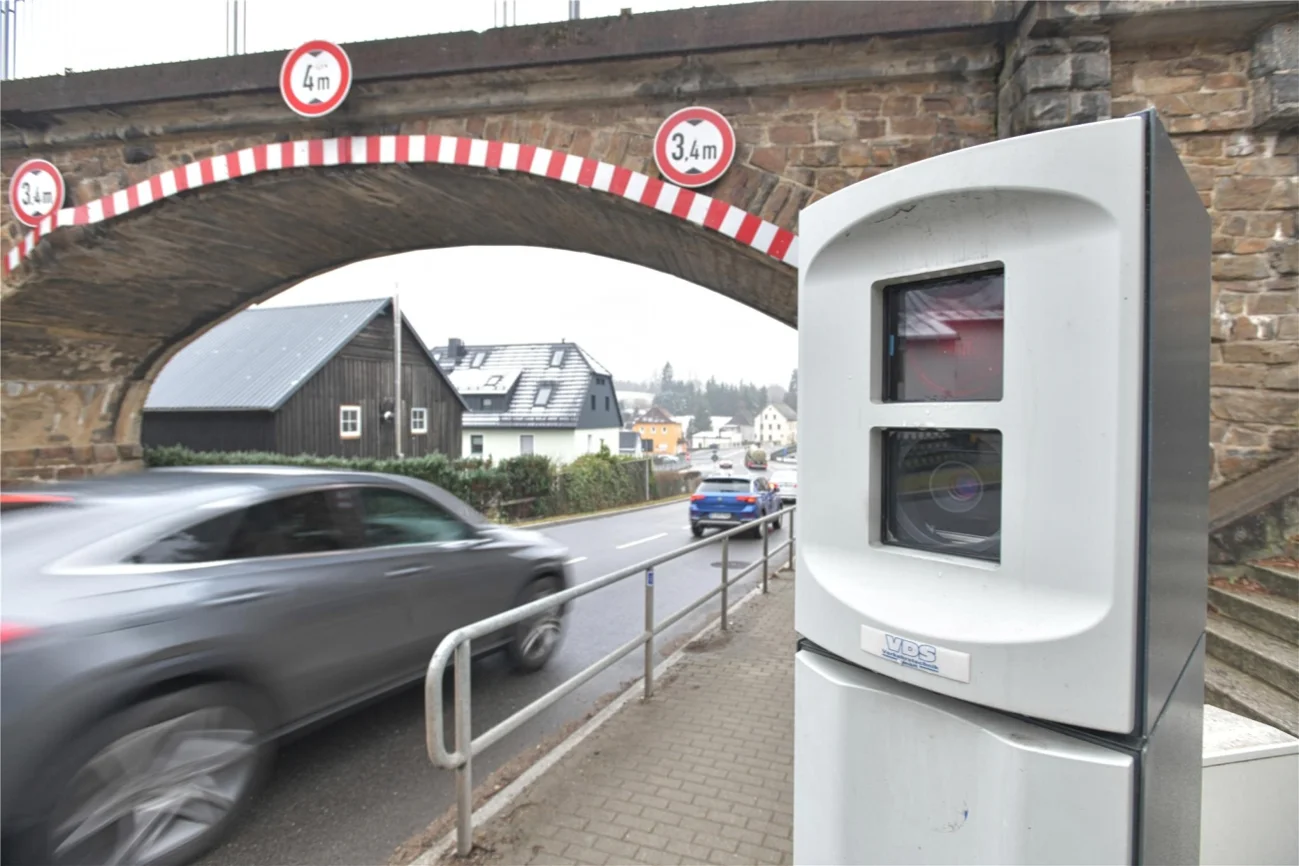 Teure Bilder für Autofahrer: Diese drei „Super-Blitzer“ machen in ...