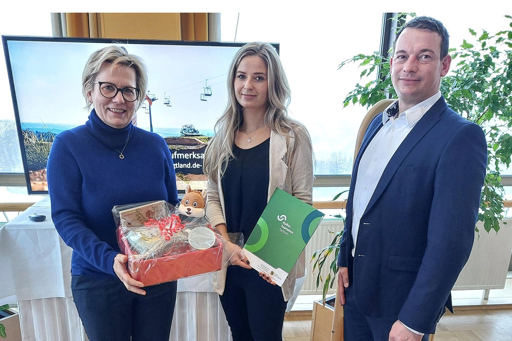 Tubingbahn, Murmelbahn, Erlebnisspielplatz: Startschuss für „Eckis ...