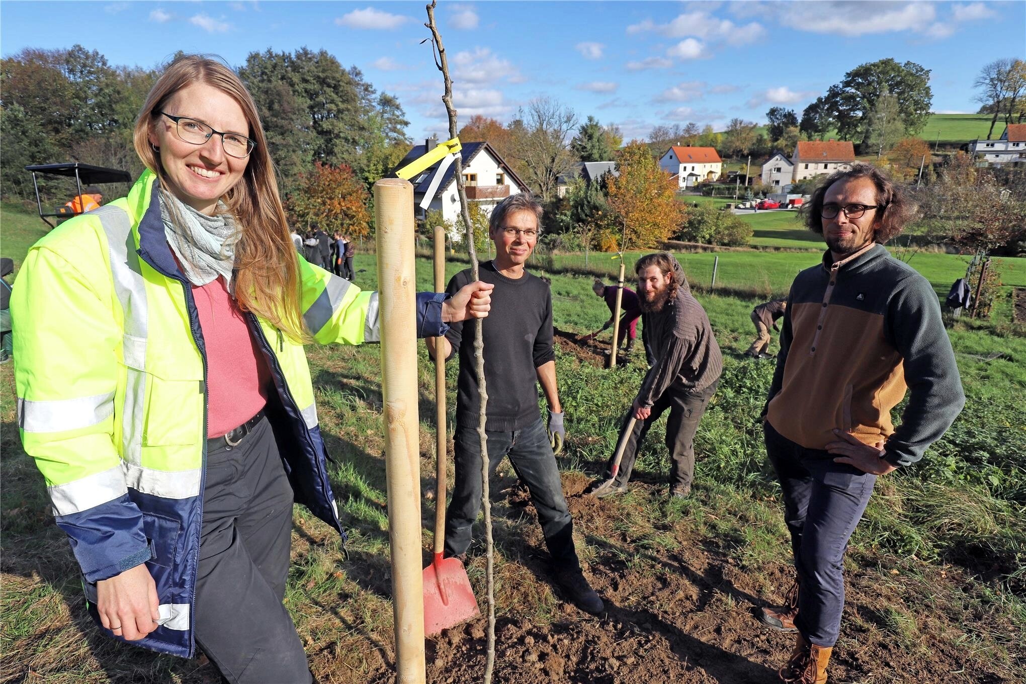 Wie wird eine Streuobstwiese angelegt? Bündnis „Freiberg pflanzt ...
