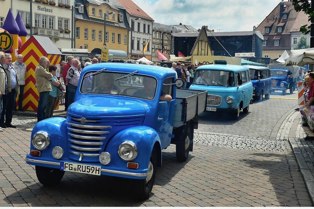Zwei Treffen gleichzeitig: Framo und Barkas sollen Hainichen und ...